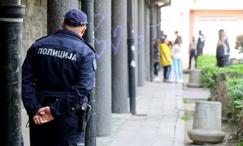 Srbija: Od danas po dva policajca u svakoj školi – TVSA.BA Srbija: Od danas po dva policajca u svakoj školi – TVSA.BA
