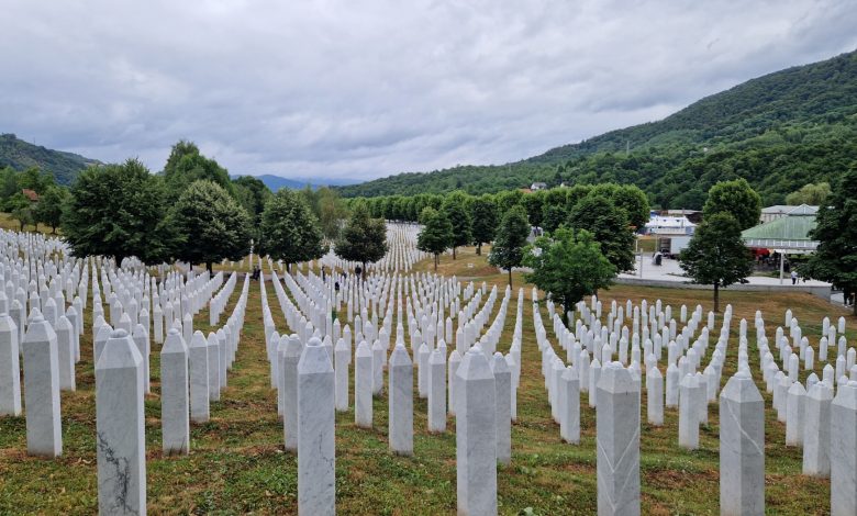 Danas dženaza i ukop sedam žrtava genocida u Memorijalnom centru ...